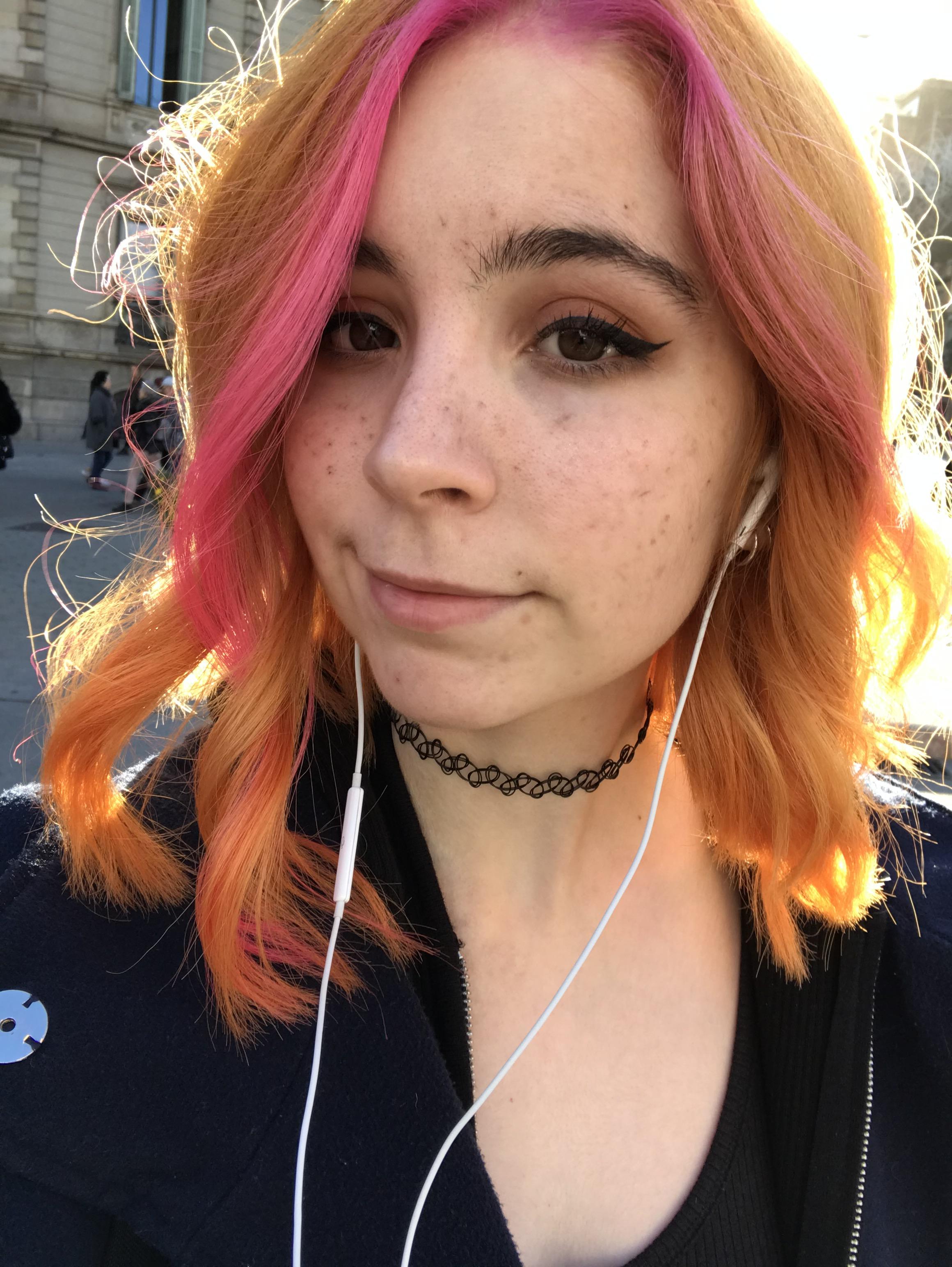 Ginger And Pink Scrolller 5135