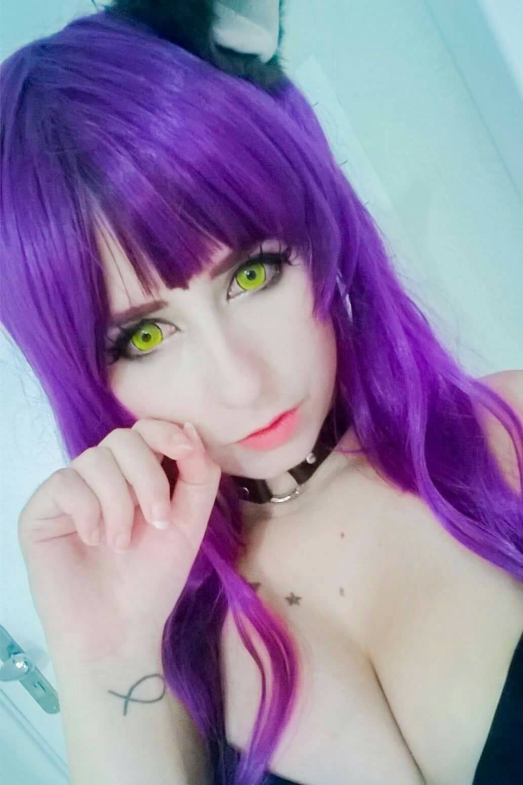 Giu Hellsing | Scrolller