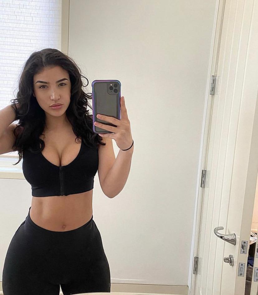 Glad shes posting again | Scrolller