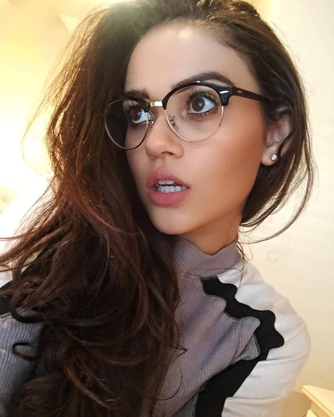 Glasses Scrolller