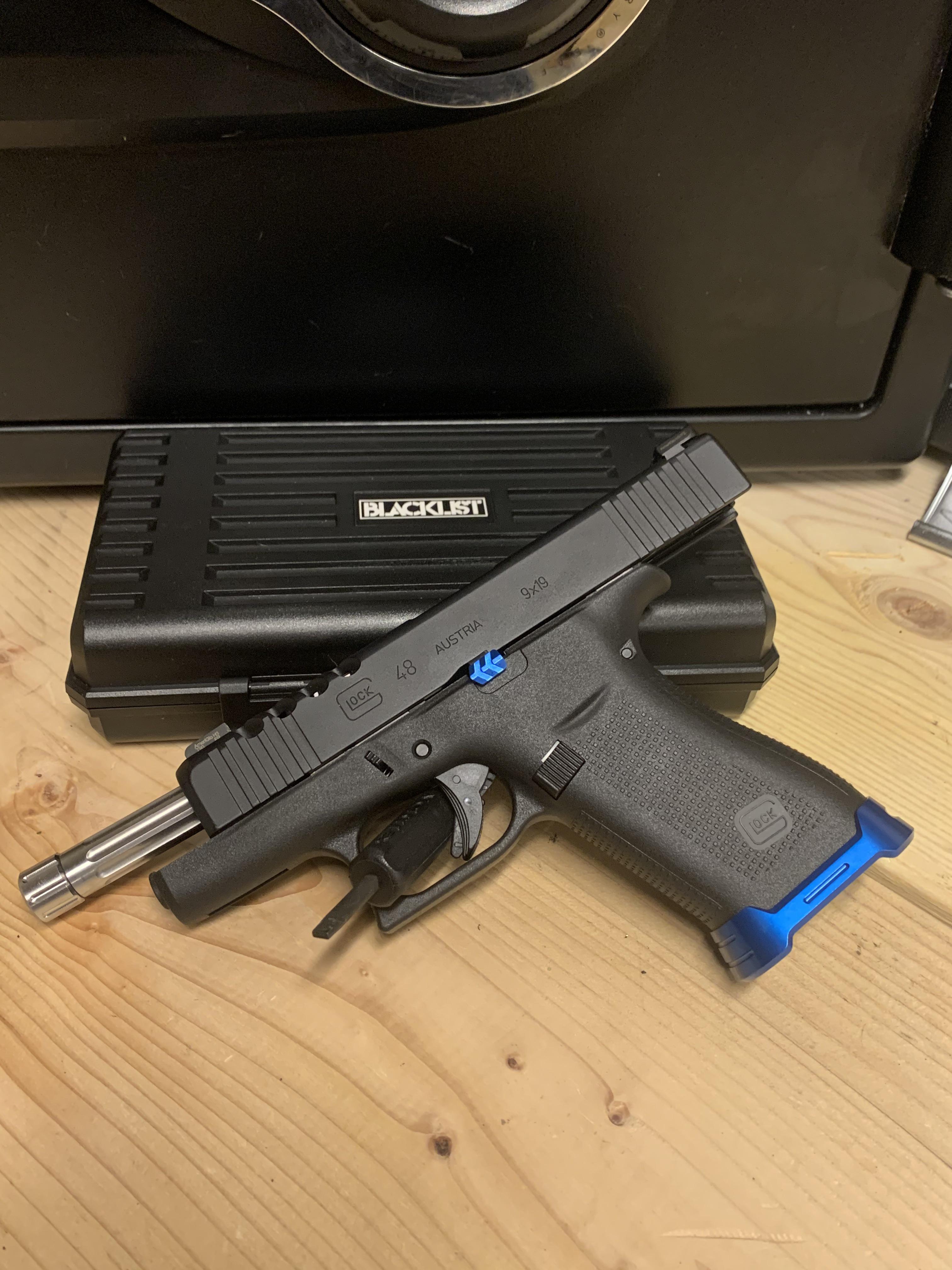 Glock 48. | Scrolller