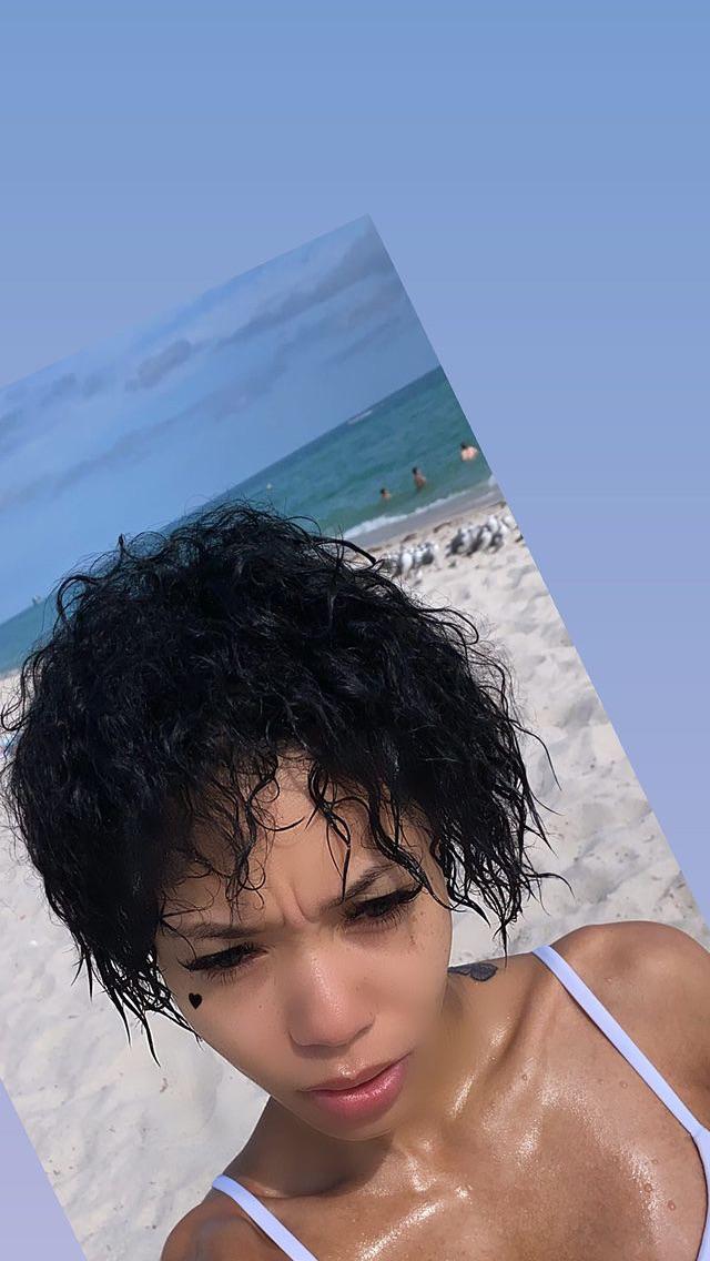 God damn | Scrolller