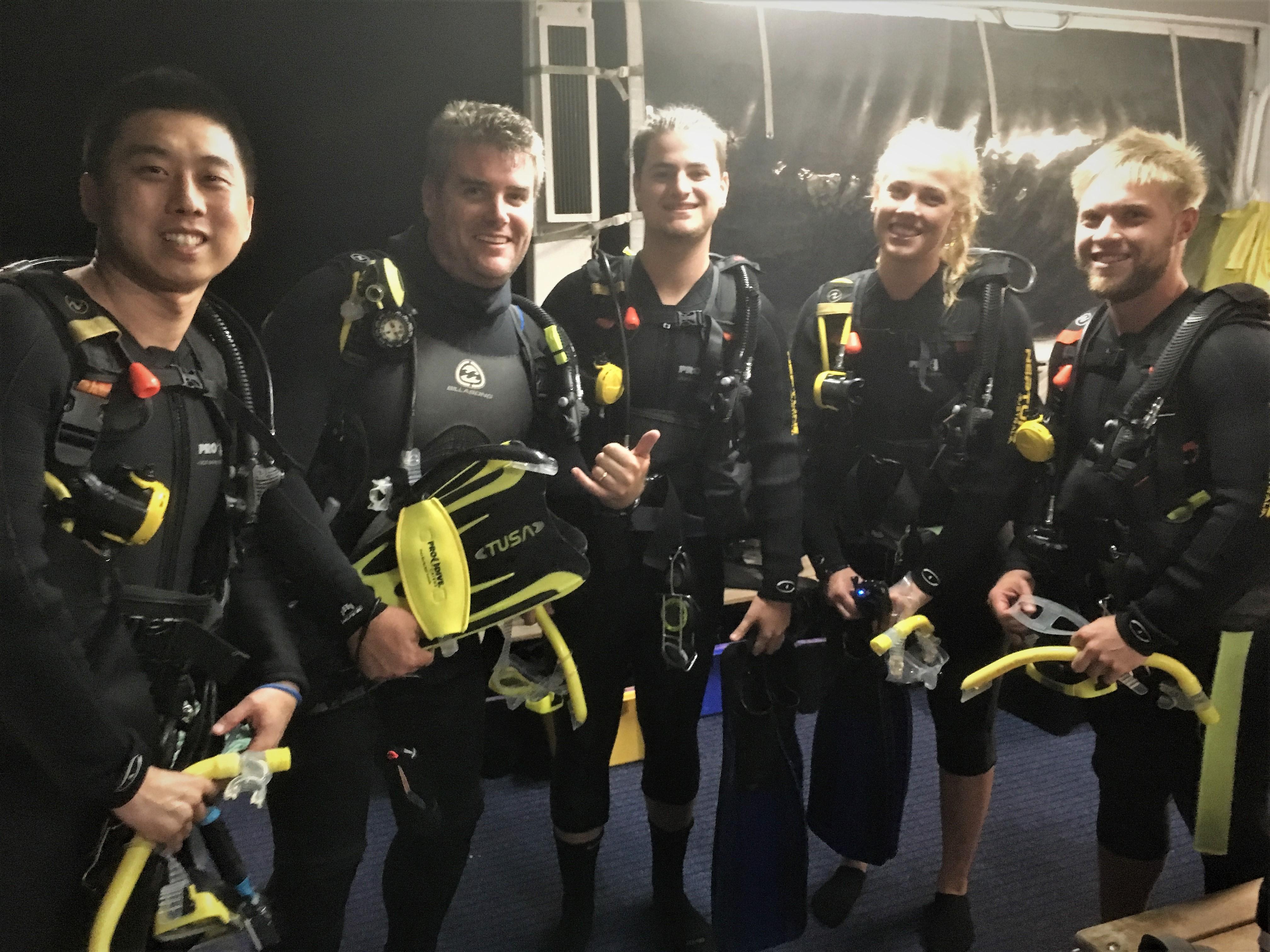 Going for a night dive on the Great Barrier Reef | Scrolller