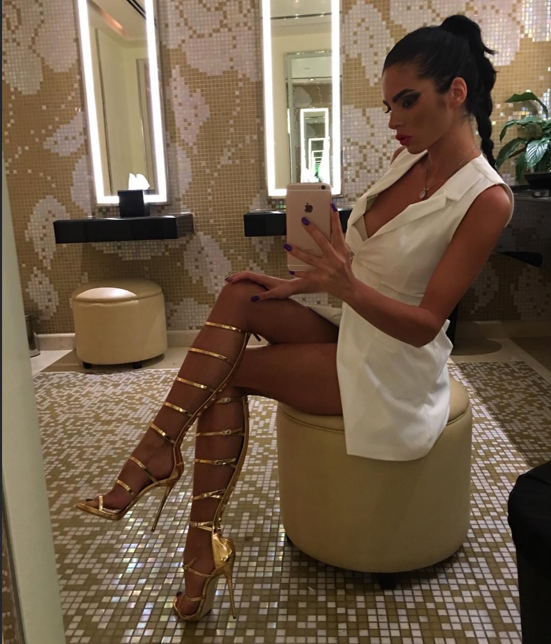 Going out to get noticed | Scrolller