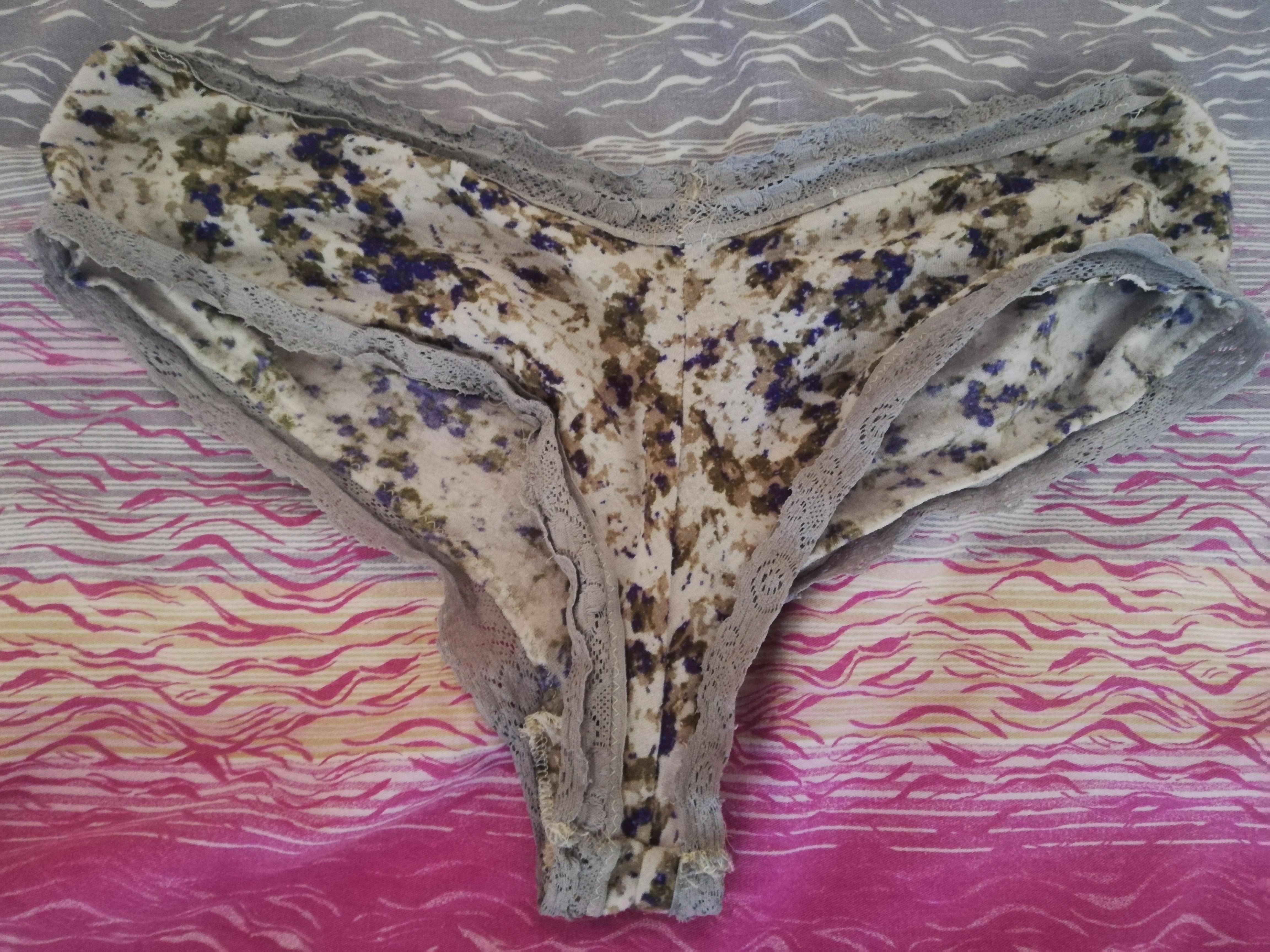 Going to have fun with sister's smelly panties. | Scrolller