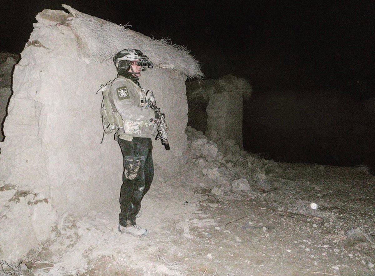 Gold Squadron | Scrolller