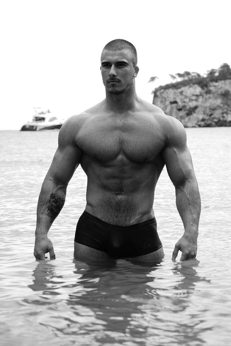 Gone swimming | Scrolller