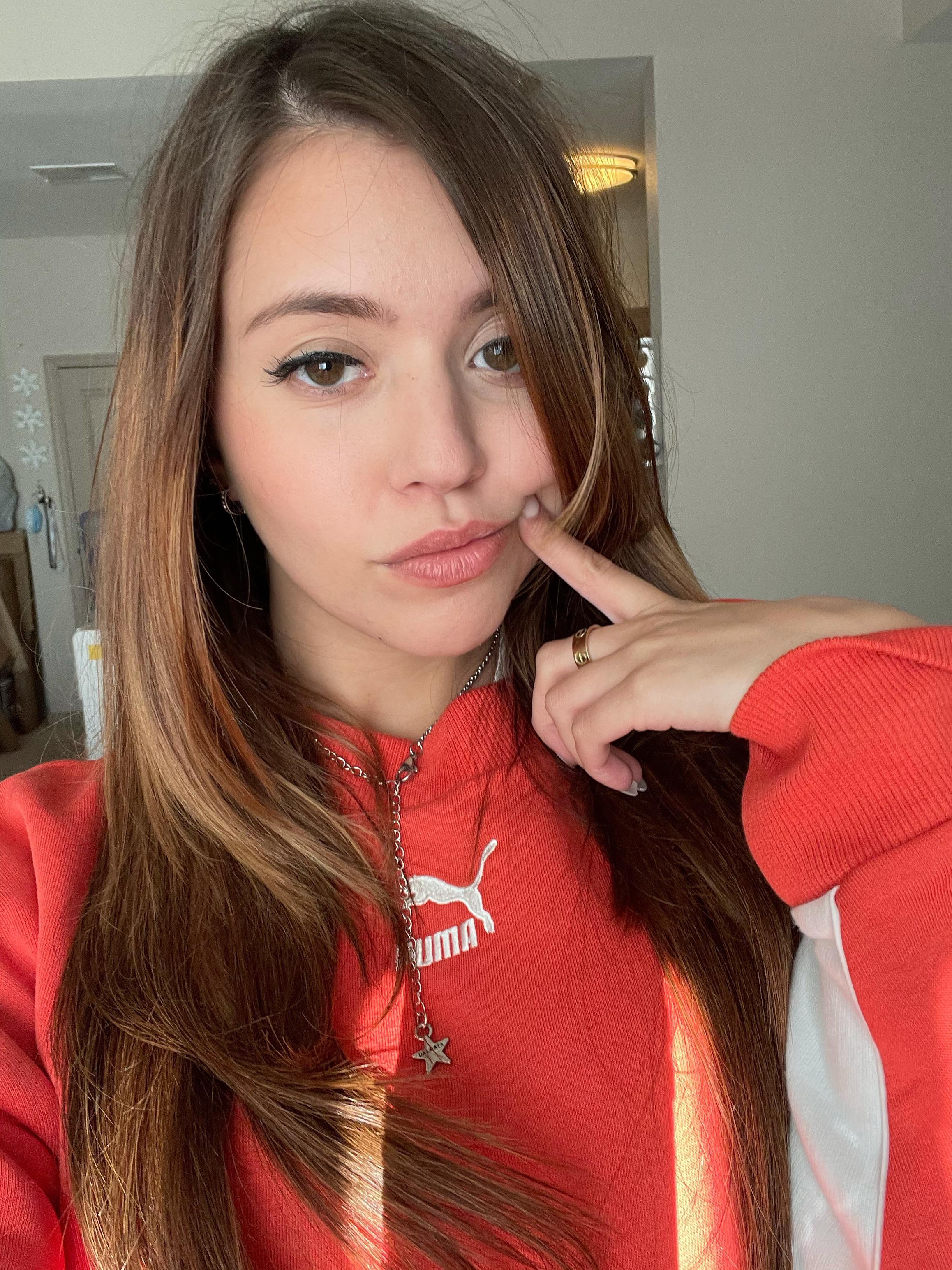 Good afternoon!🌞 [over 18] | Scrolller