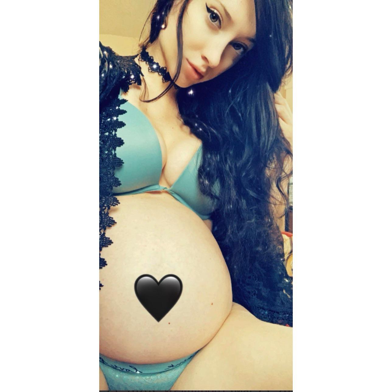 Discover more like Milfie: If you like pregnancy and lactation content check out my o f and ...