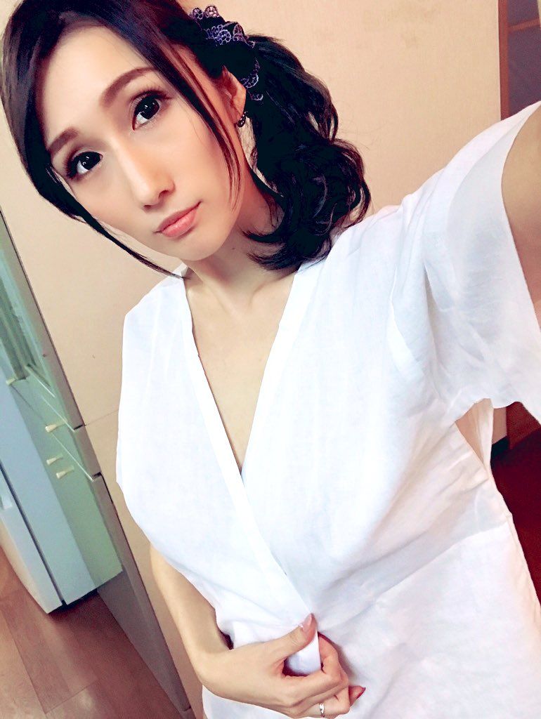 Gorgeous Julia. | Scrolller