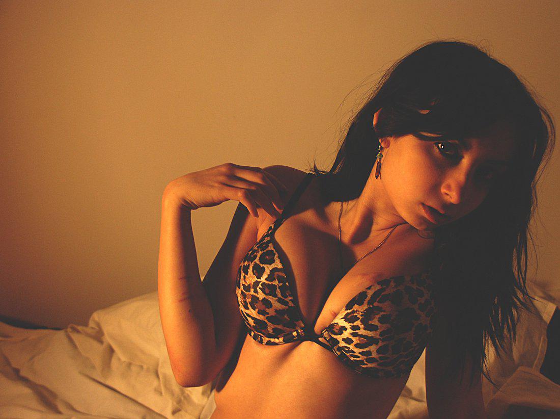 Gorgeous Leopard Bombshell | Scrolller