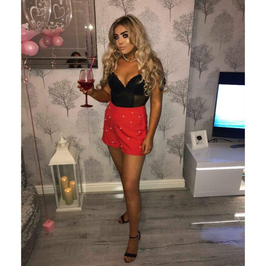 Discover more like ChavBimbos: Gorgeous Teen Chav Bimbo 😍 and Related Content | Scrolller