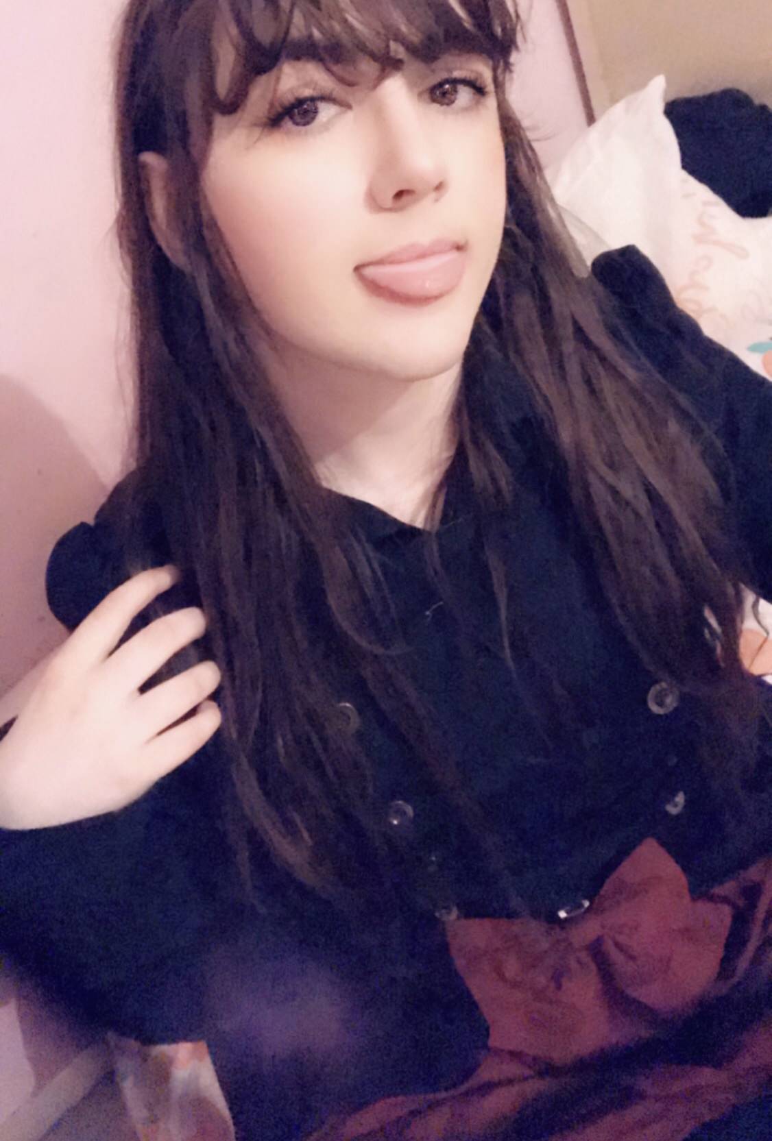 Goth princess! ( no filter request ) | Scrolller