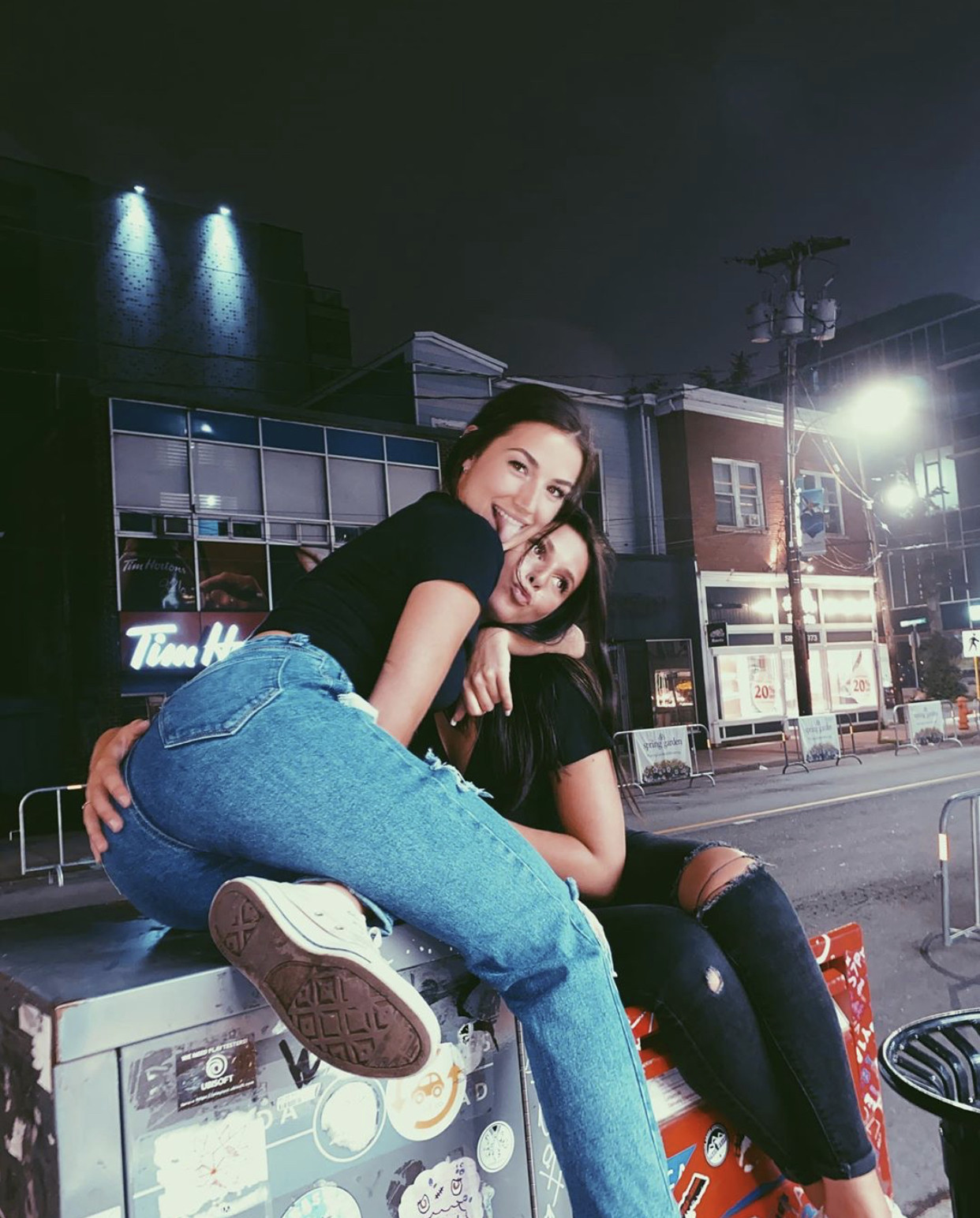 Grabbing her friends ass | Scrolller