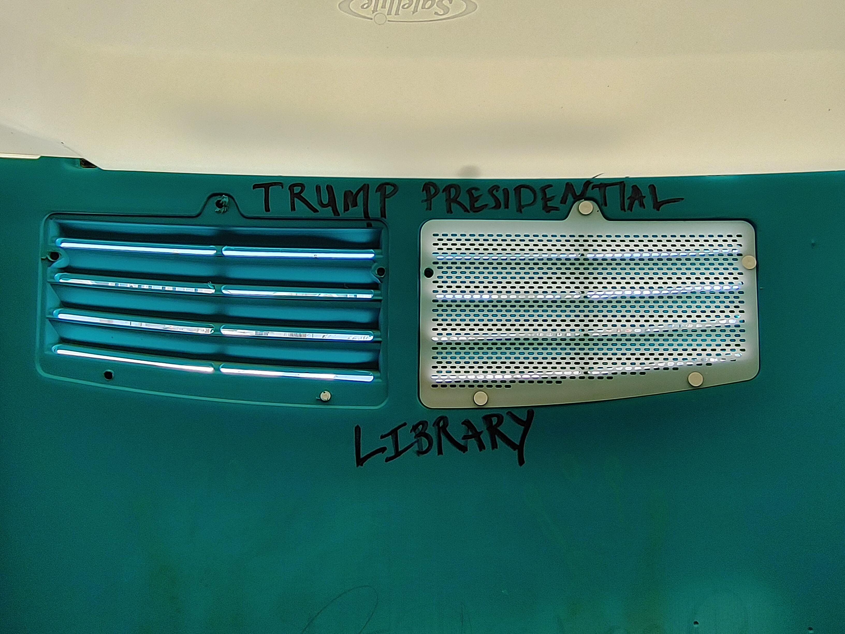 Graffiti in the crapper at work | Scrolller