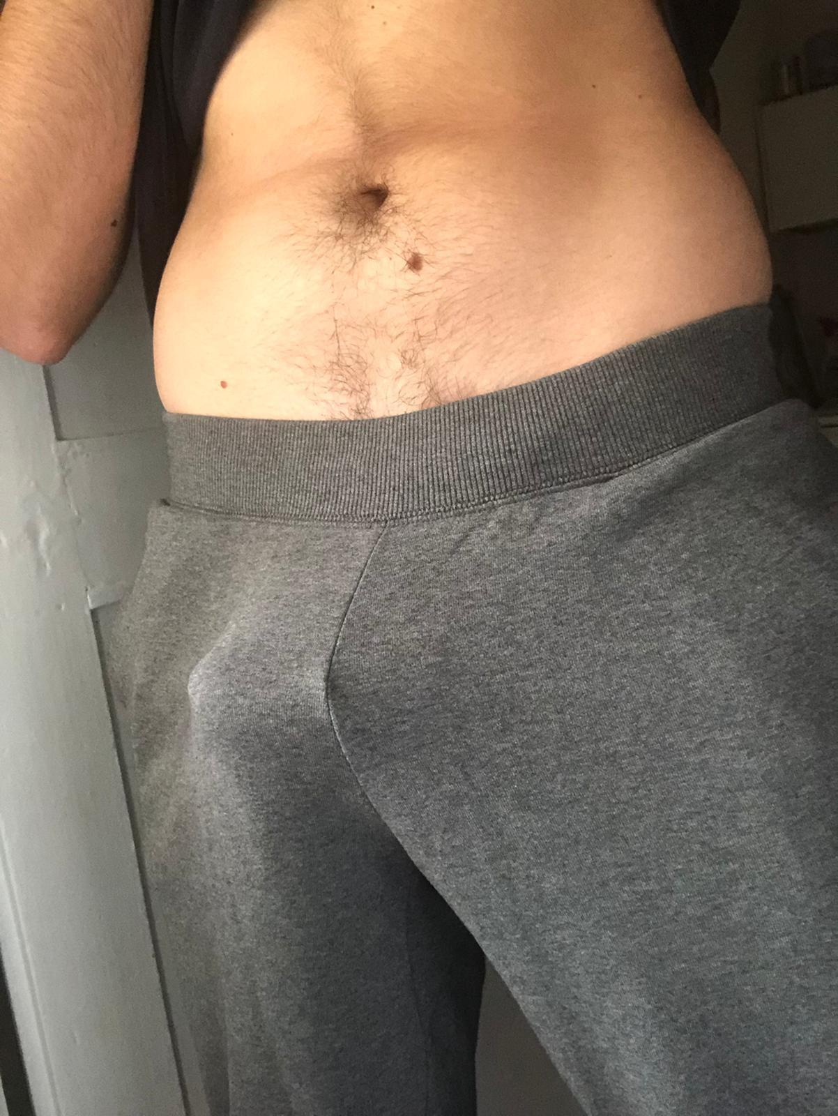 Grey sweatpants season is start | Scrolller