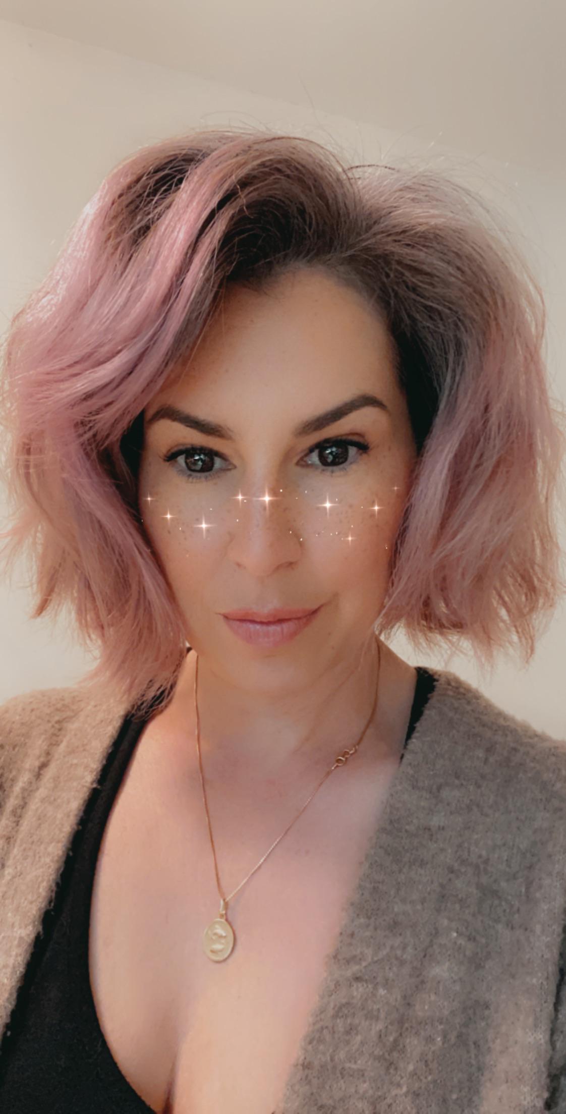 Growing out grey the fun way💖 | Scrolller