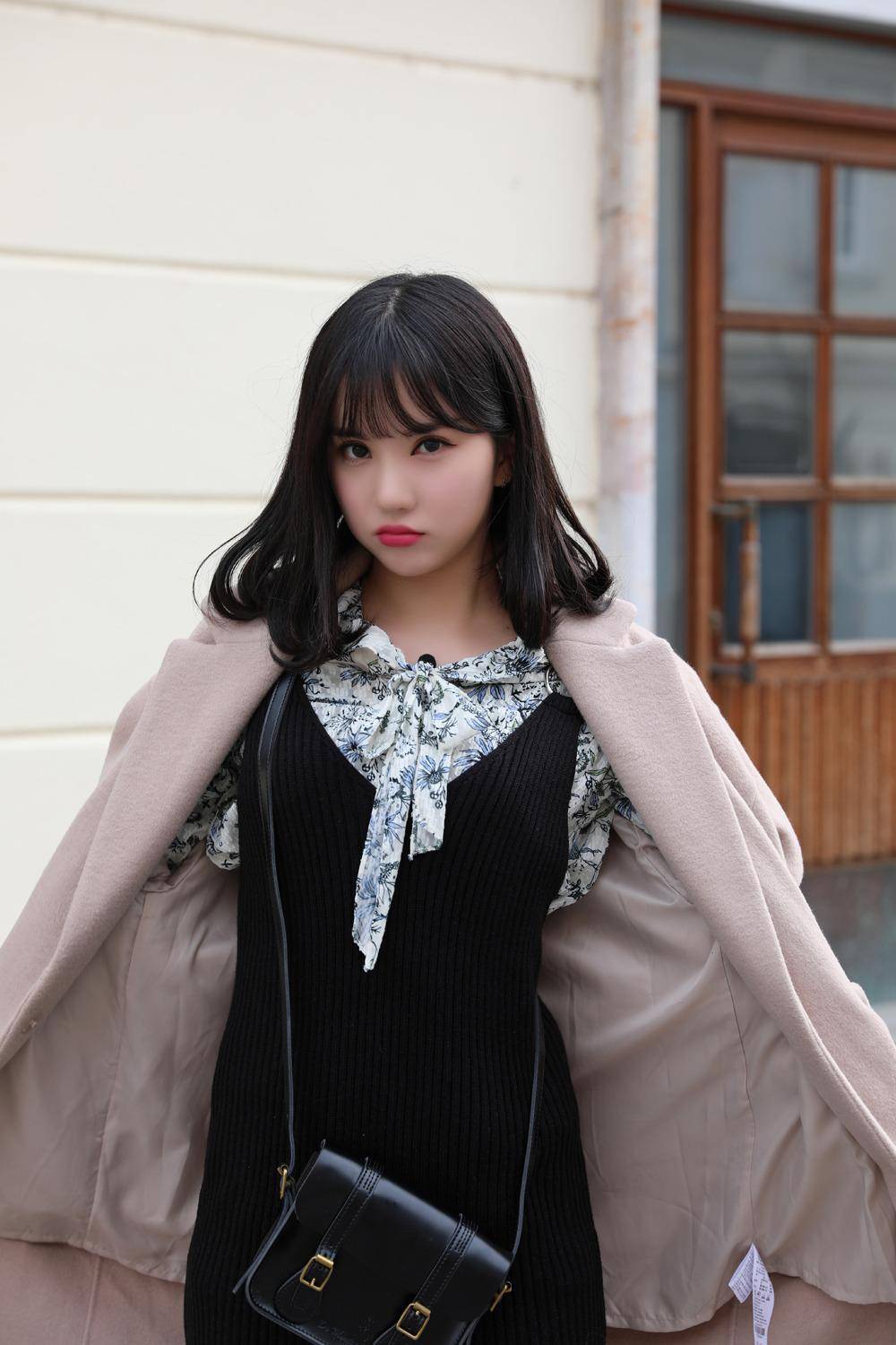 grumpy eunha | Scrolller