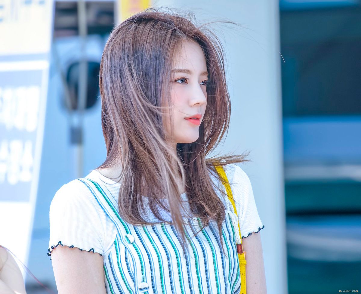 Gyuri | Scrolller