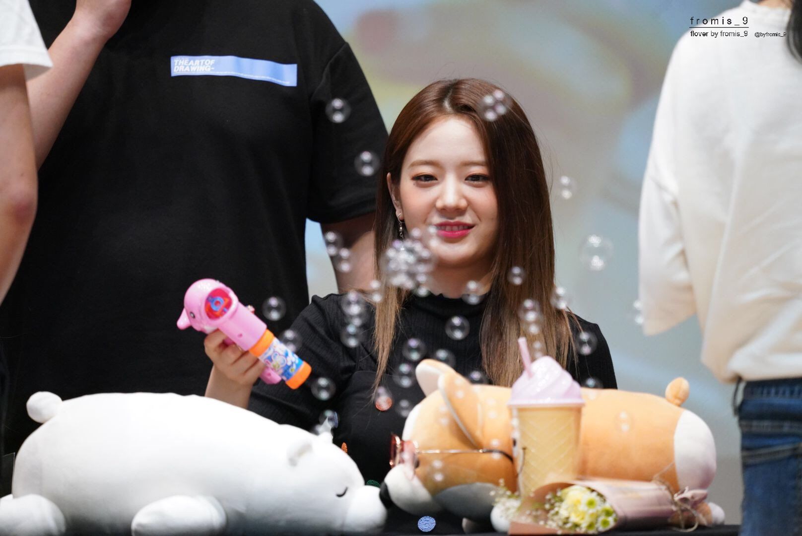 Gyuri playing with bubbles | Scrolller