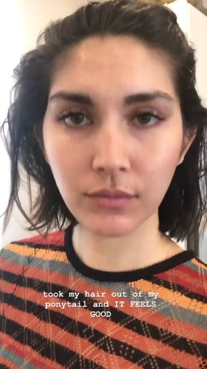 Hair Down! | Scrolller