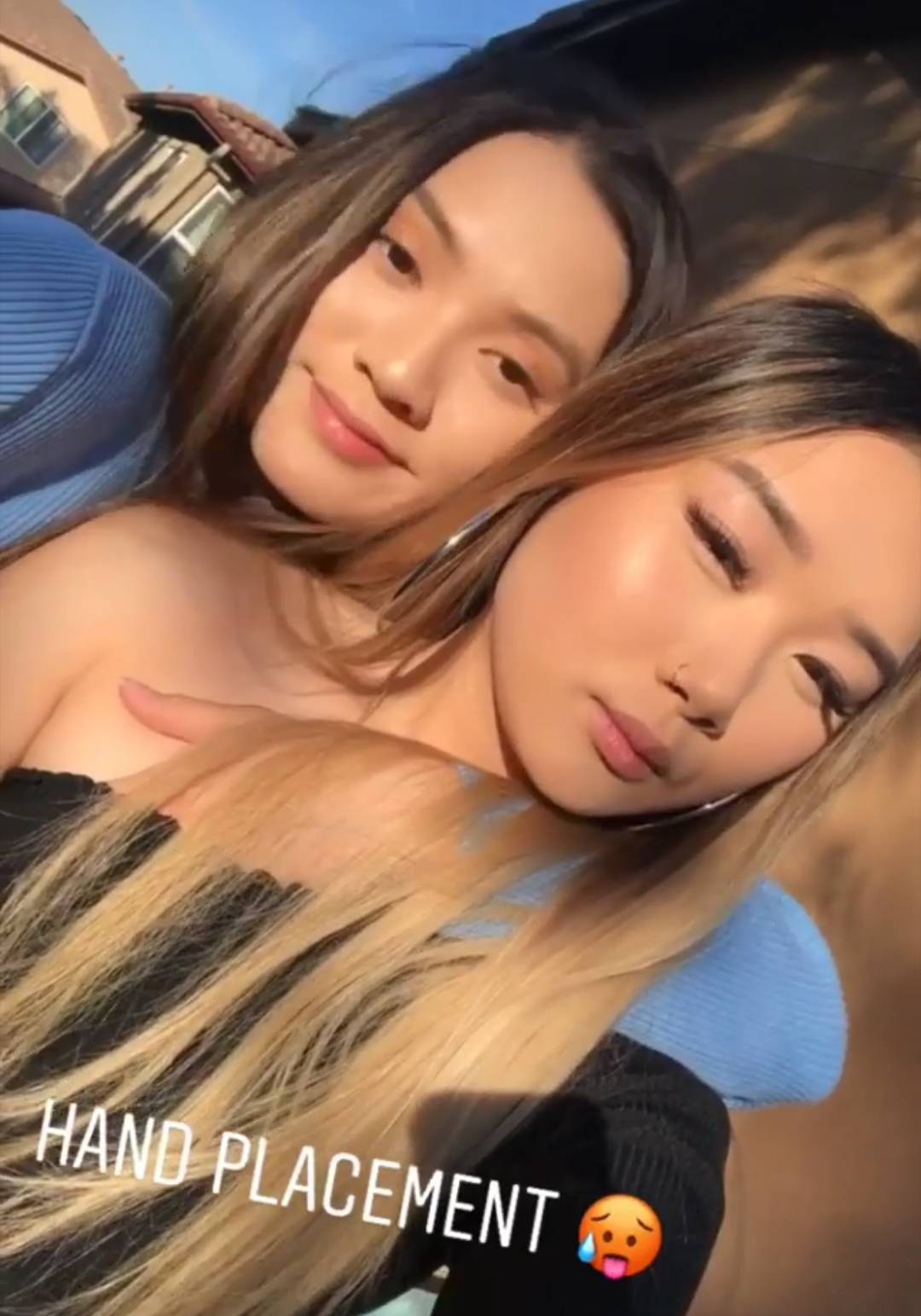 Hand Placement! | Scrolller