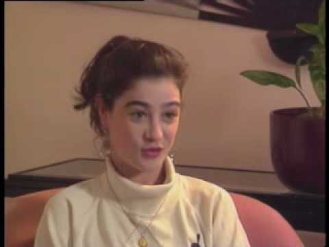 Happy birthday Moira Kelly | Scrolller