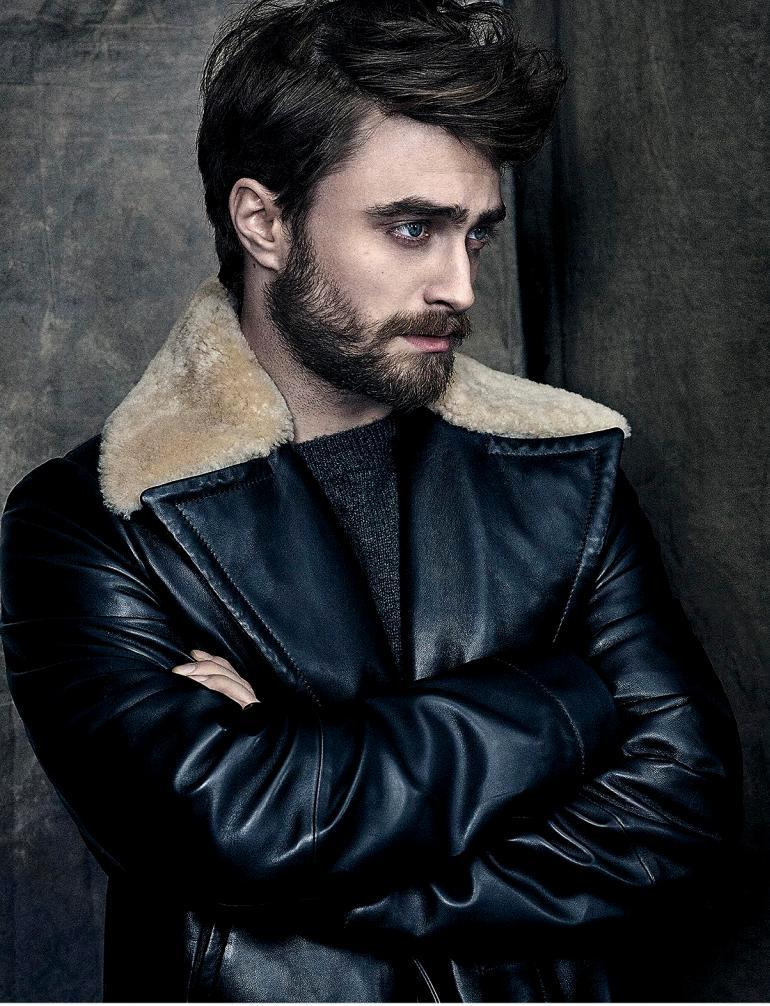 Happy birthday to this hot hunk of wizard, Daniel Radcliffe | Scrolller