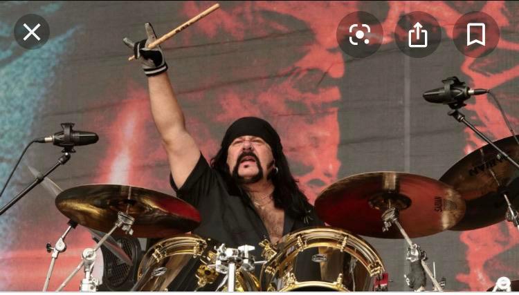 Happy birthday Vinnie! | Scrolller