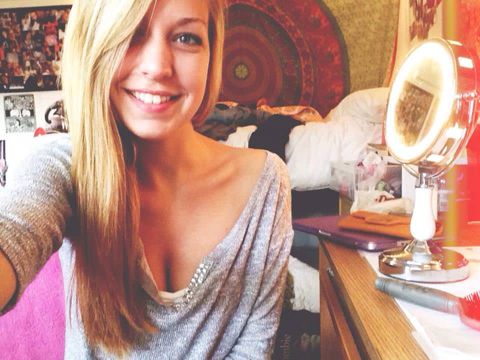 Happy Blonde in Her Room | Scrolller