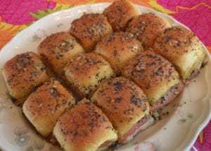 Hawaiian Baked Ham and Swiss Sandwiches😍 | Scrolller