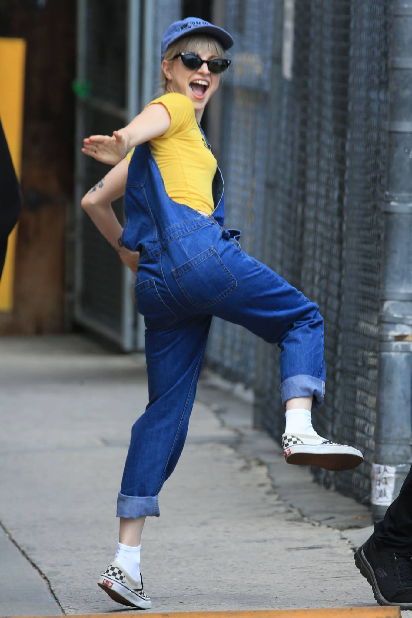 Hayley Williams Scrolller