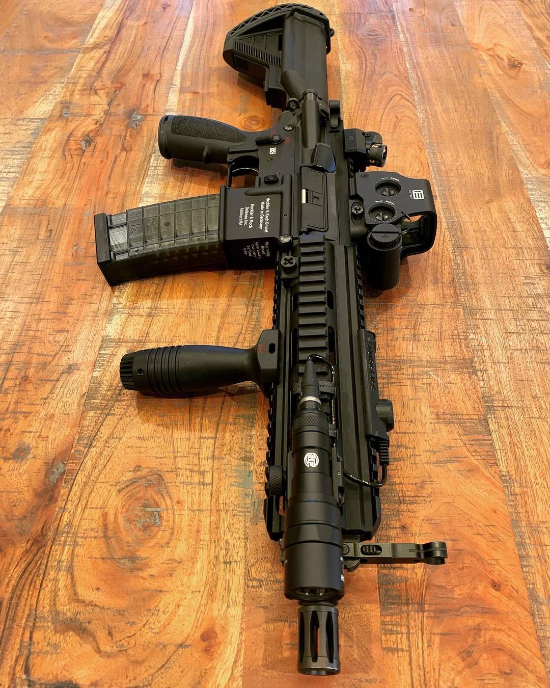 Heckler & Koch HK416 [OC] | Scrolller