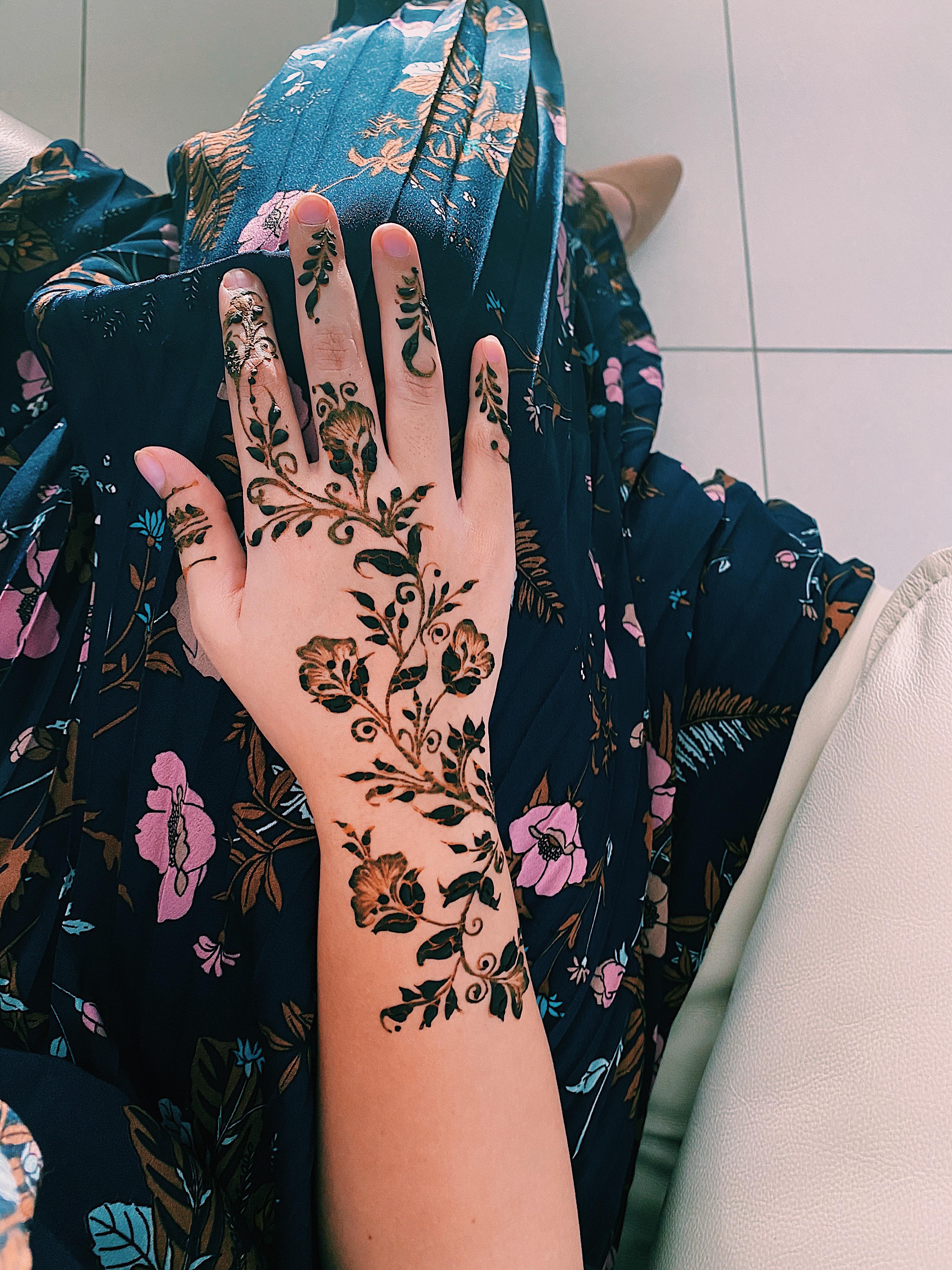Henna for my best friend’s wedding | Scrolller