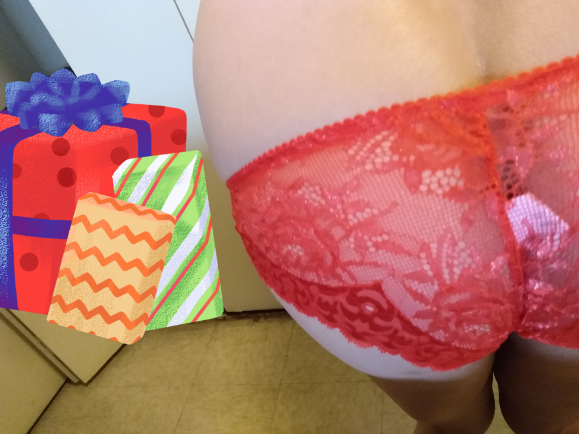 Happy holidays 🎊 | Scrolller