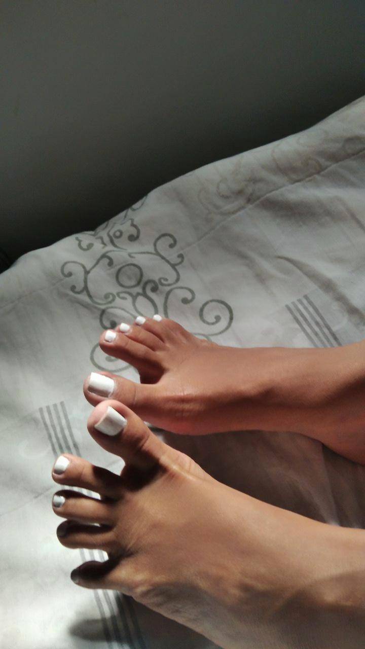 Here's a little toe spread for you to enjoy 🥰 | Scrolller