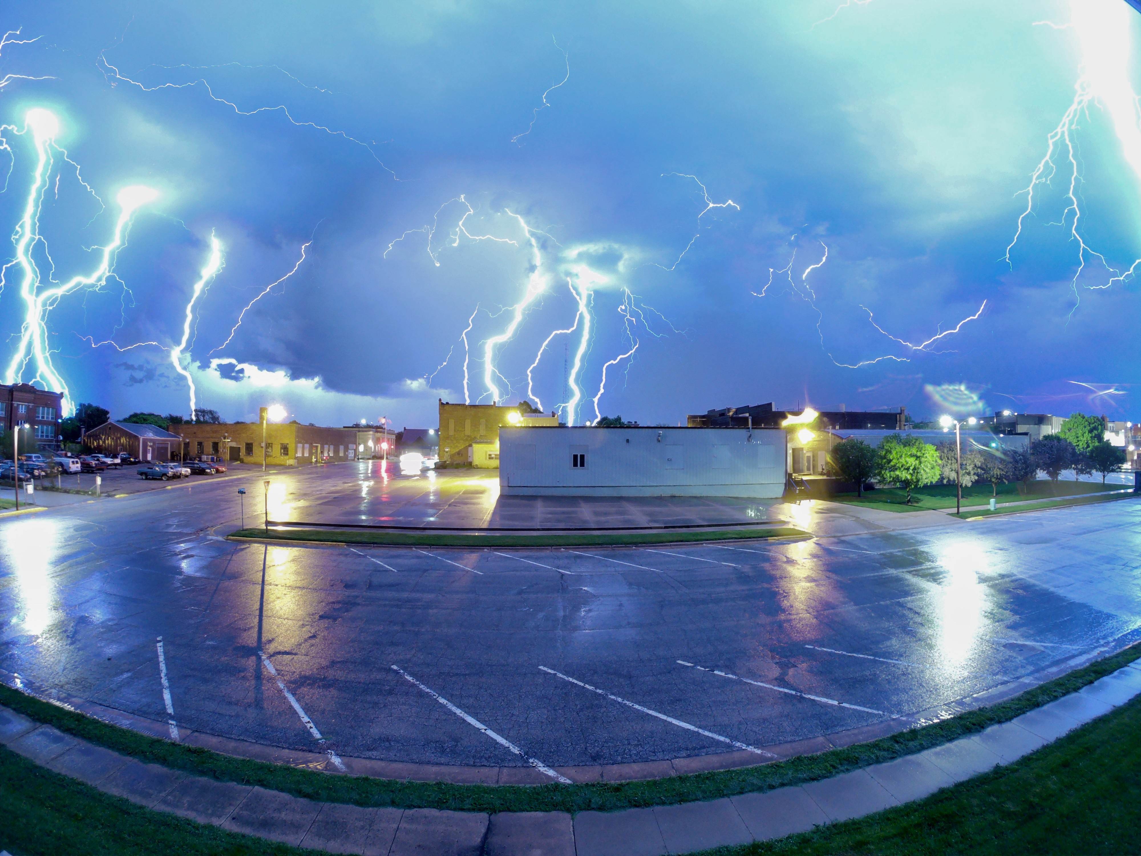 (Hero 6) I caught some lightning from last night's storm | Scrolller