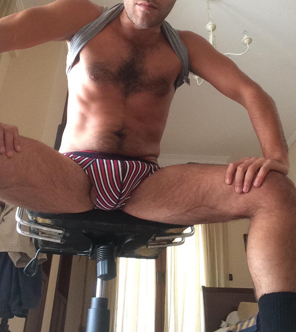 Hey all, dms welcome | Scrolller