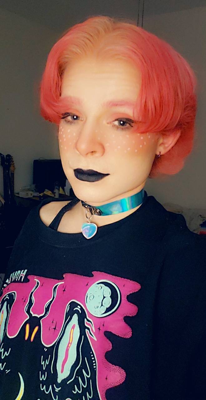 Hey cuties. Your peachy trap is here 😘🍑 | Scrolller