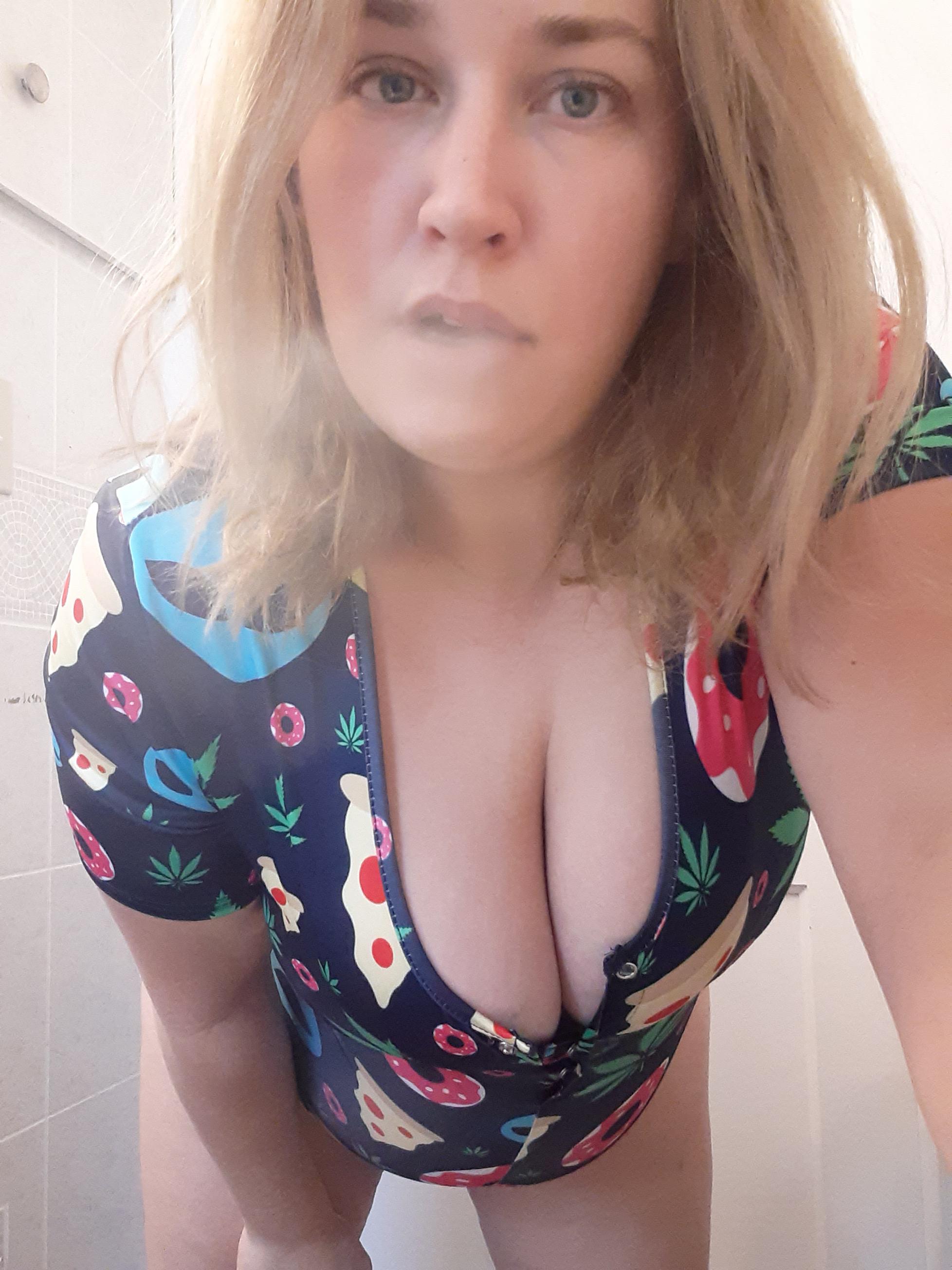 Hey I'm new here😜 28F | Scrolller