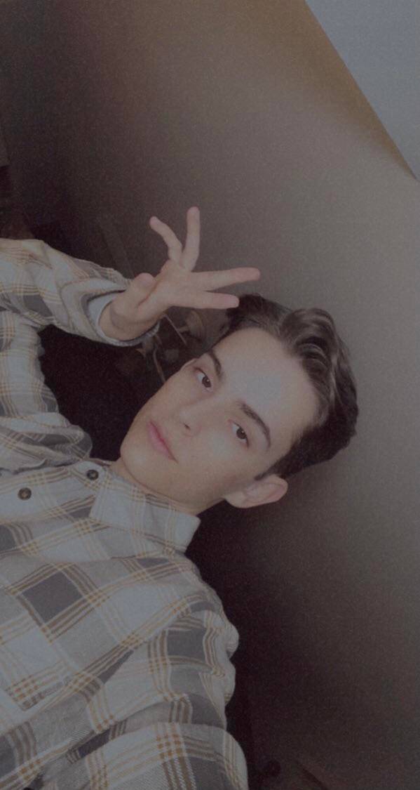 Discover more like Twinks: hi and Related Content | Scrolller