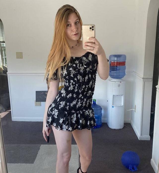 Discover more like Cuteasfuckbutclothed: :) hi and Related Content | Scrolller