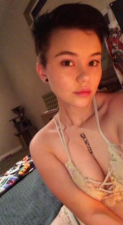 Hi bois, I thought it was time for a change so I got a hair cut, how’s it look? | Scrolller