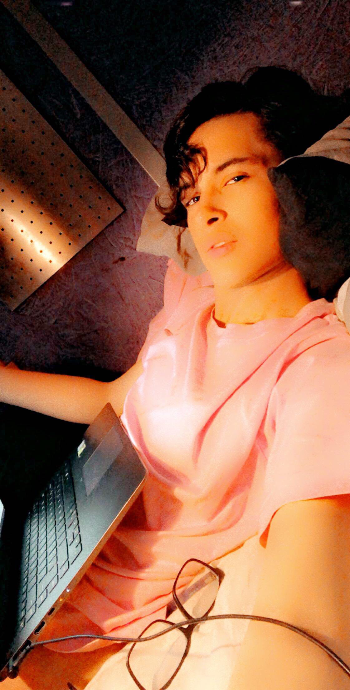 😊Hi boys and princesses | Scrolller