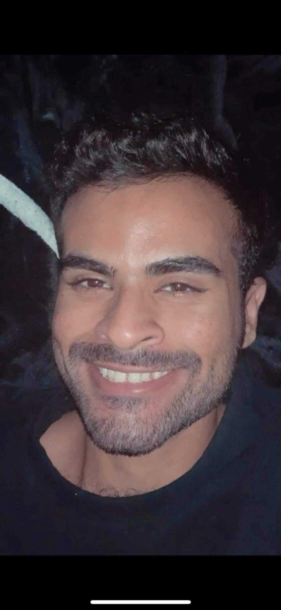 Hi, I have body dysmorphia so I always feel ugly? | Scrolller