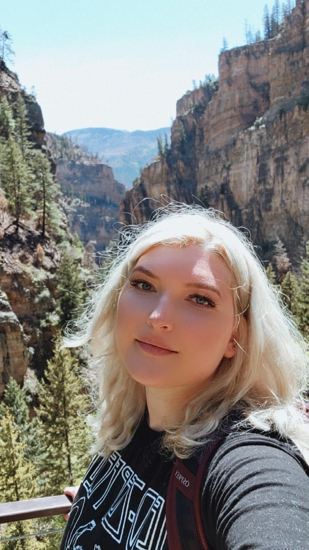 Hiking! [18+] | Scrolller