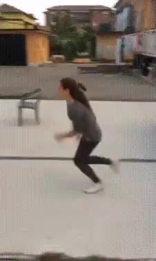 HMC while I do tree gymnastics | Scrolller