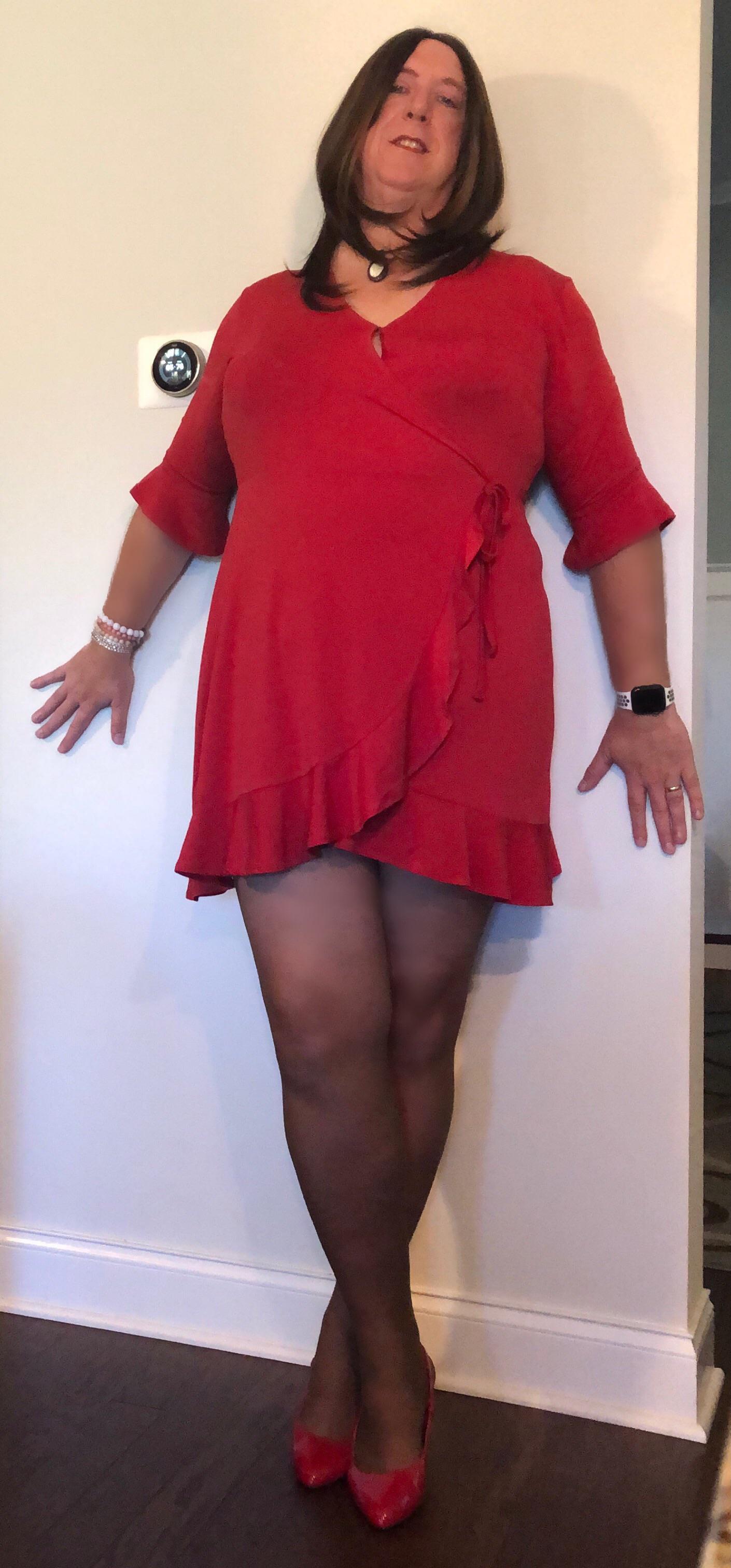 Holding on...... | Scrolller