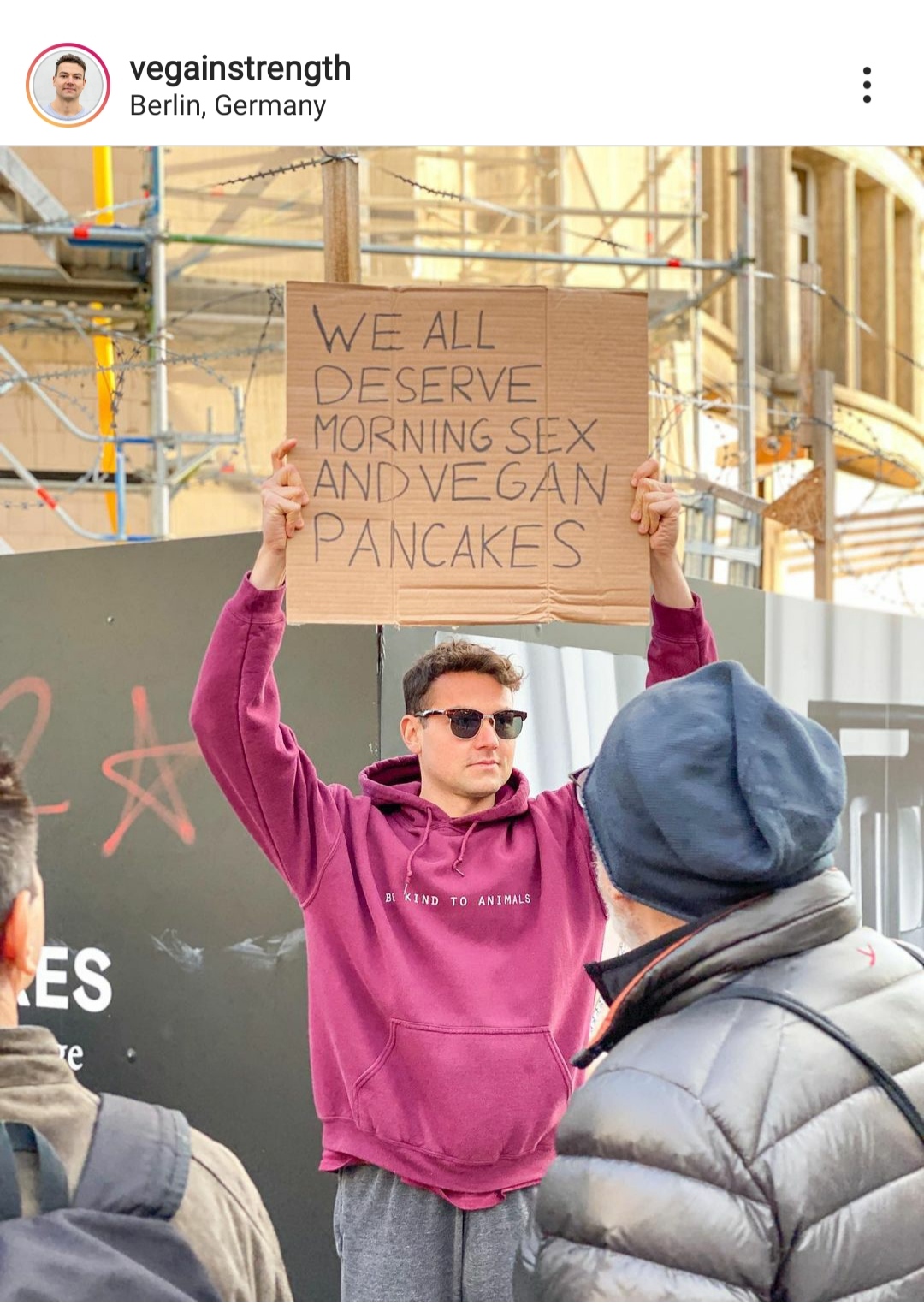 Holy shit, this vegains guy is cringe af. Btw i'm vegan | Scrolller