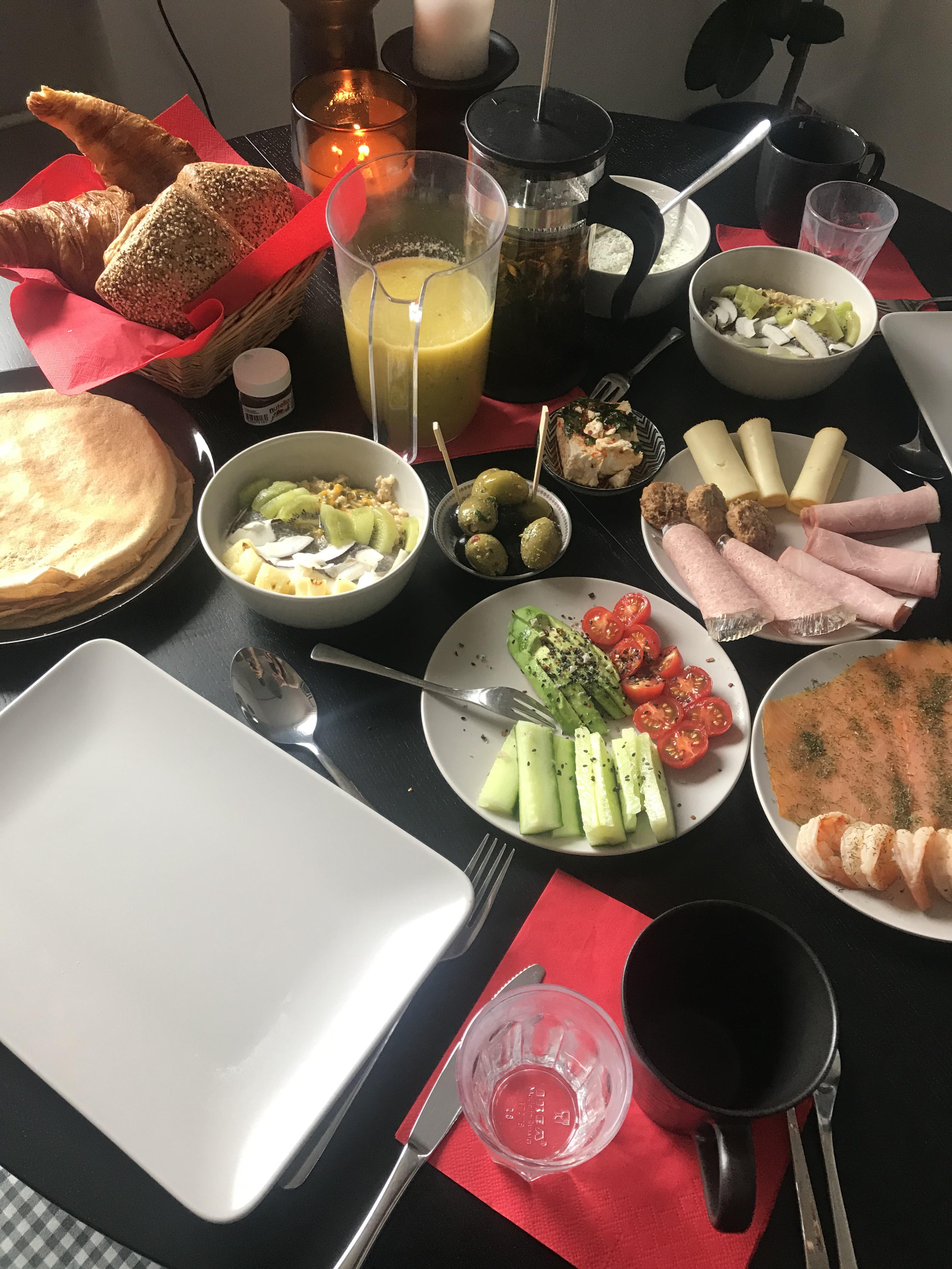 [Homemade] Brunch for two - happy food coma guaranteed | Scrolller